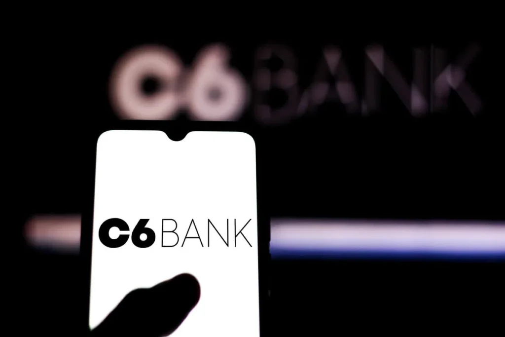 Banco C6 Bank é confiável? Vale a pena abrir conta? [Guia completo]